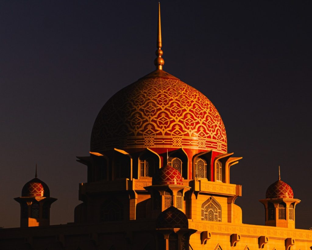 Biographies of Prominent Islamic Figures